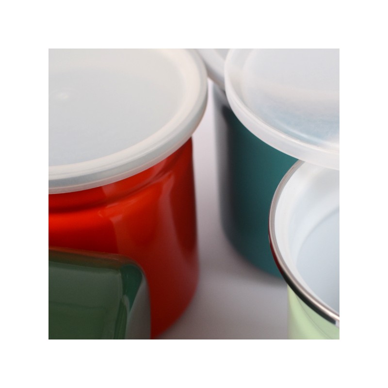 enamel bin with plastic lid