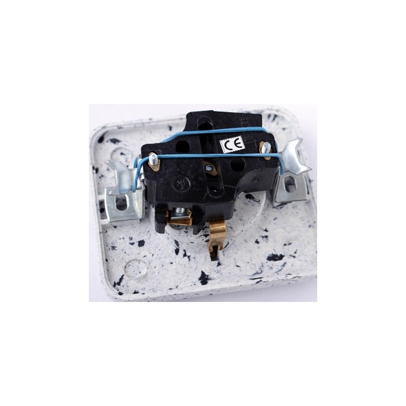 Electric socket